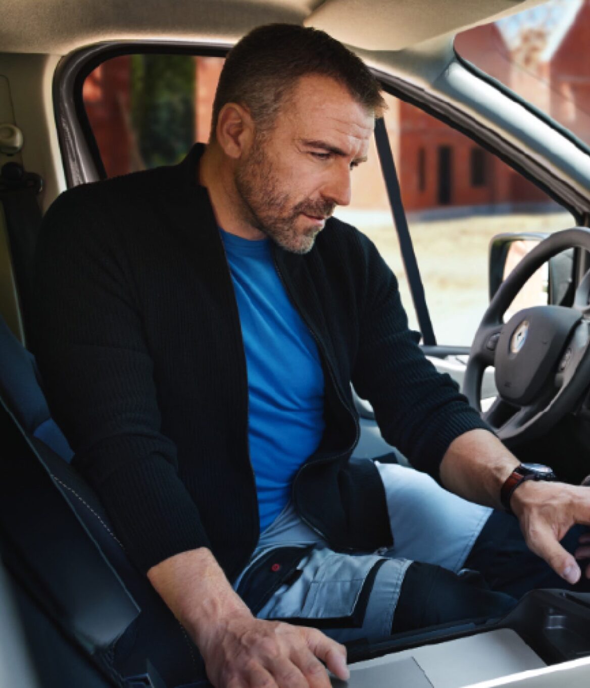 Renault Pro Plus: Conduzca Hacia El Éxito | Sanautos